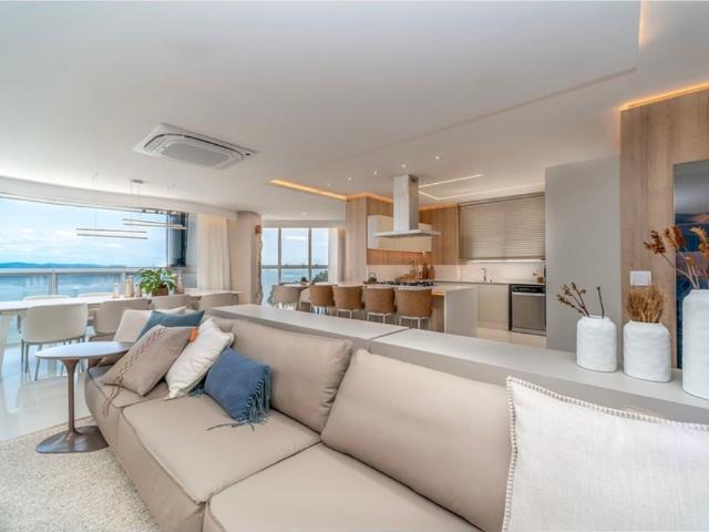 à venda Apartamento de alto padrão de 232 m2, Balneário Camboriú, Santa Catarina