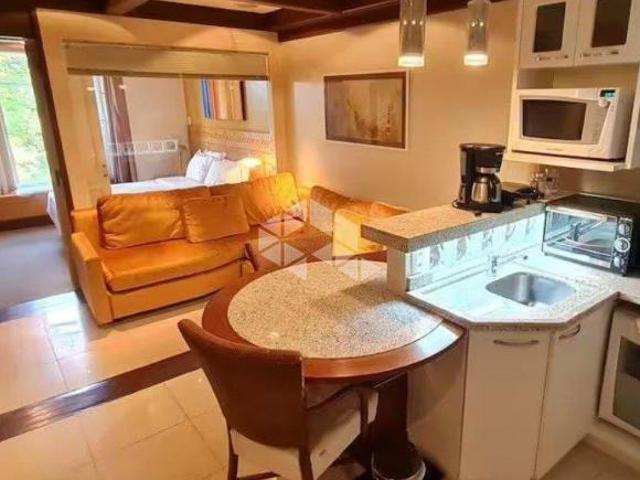 A venda apartamento de 1 dormitório, localizado no Laje de Pedra em Canela