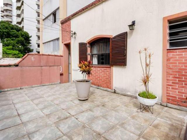 À Venda Casa com Potencial Comercial ou Retrofit, Sumaré, São Paulo, SP