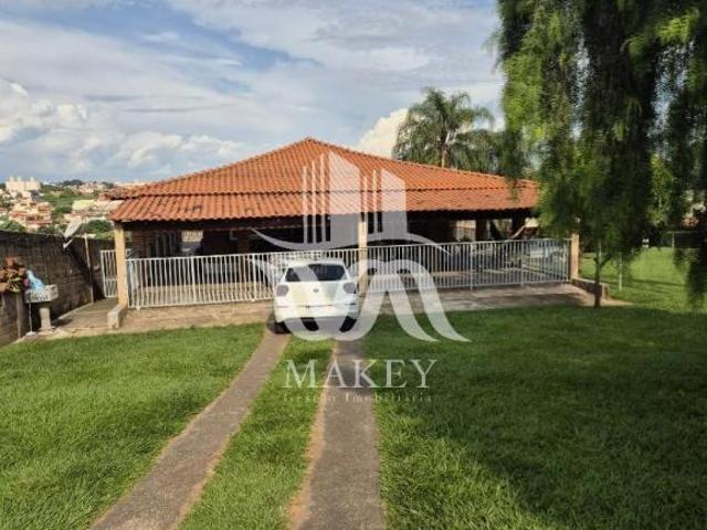 A Venda. Chácara de 3 dormitórios, 1 suíte, cozinha planejada 990m². Jd. Novo Campos Elíseos, Cam