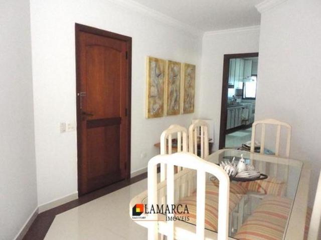 a venda de imóvel com 3 quartos no Guarujá