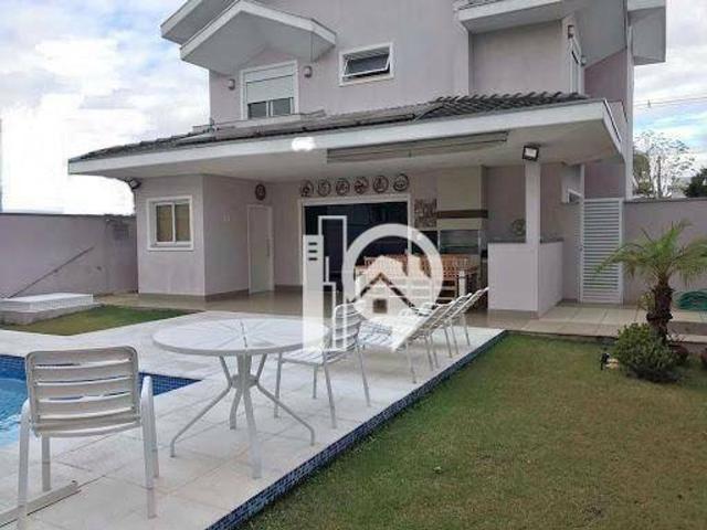 à venda Exclusiva mansão de 240 m2, Jacareí, Estado de São Paulo