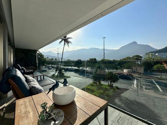 à venda Luxuoso apartamento de 209 m2, Lagoa Feia, Brasil