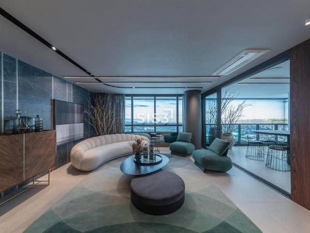 à venda Luxuoso apartamento de 305 m2, Curitiba, Paraná
