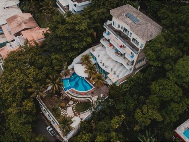 à venda palácio de alto padrão Guarujá, Brasil