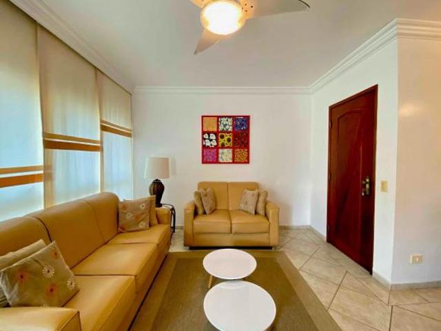 Apartamento Beira Mar à Venda na Pitangueiras no Guarujá | QVista