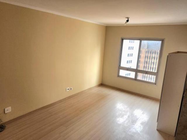 à venda, Santa Cecília, São Paulo, SP