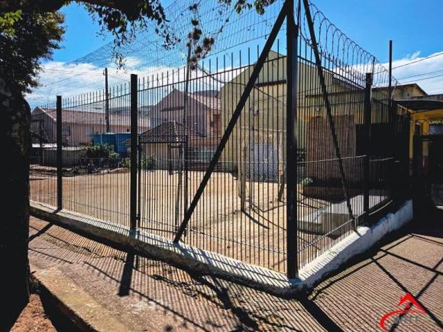 A VENDA, SOBRADO EM CONDOMÍNIO, NA AV. ATILIO SUPERTI 600. *NÃO ACEITA FINANCIA