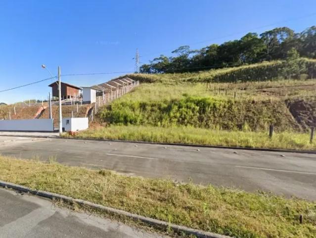 À venda! Terreno com 817m² com viabilidade no Sertão do Maruim