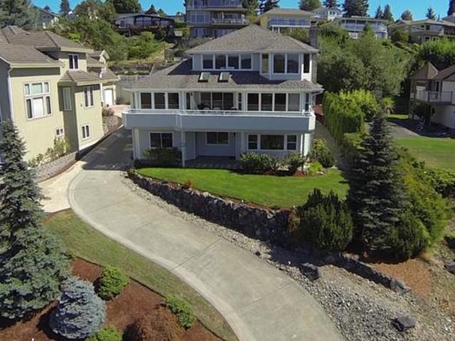 A View with Room for sale in University Place, Washington