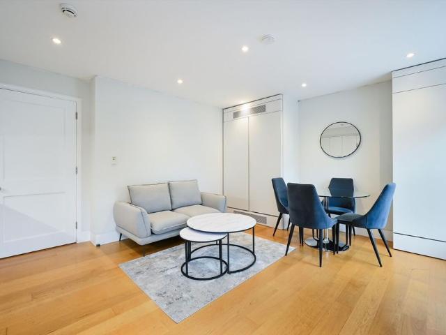A well presented one bedroom apartment to rent in Chelsea, SW3