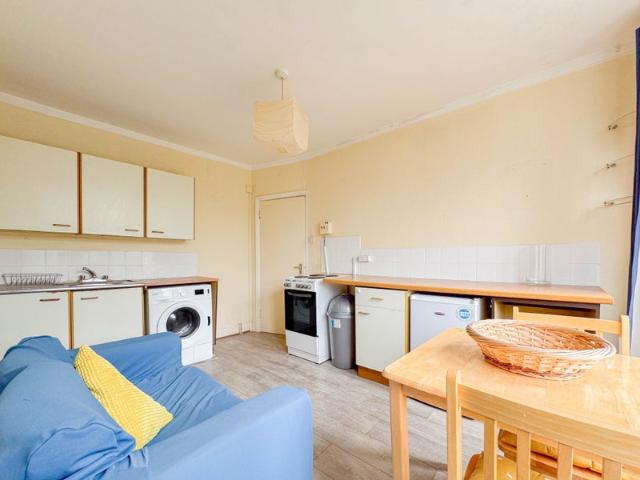 A well presented one bedroom flat in Briixton SW9