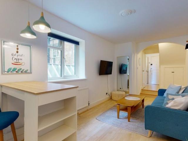 A well presented one bedroom ground floor apartment