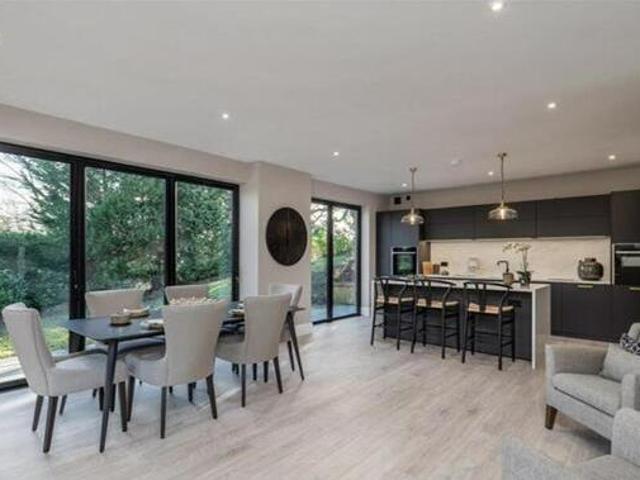 A Willowmead Drive, Prestbury, 4 Bedroom Detached