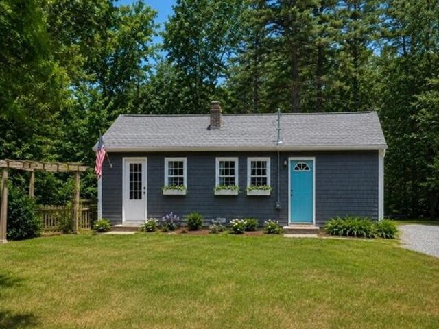 a Wood Rd, Acushnet, Home For Sale