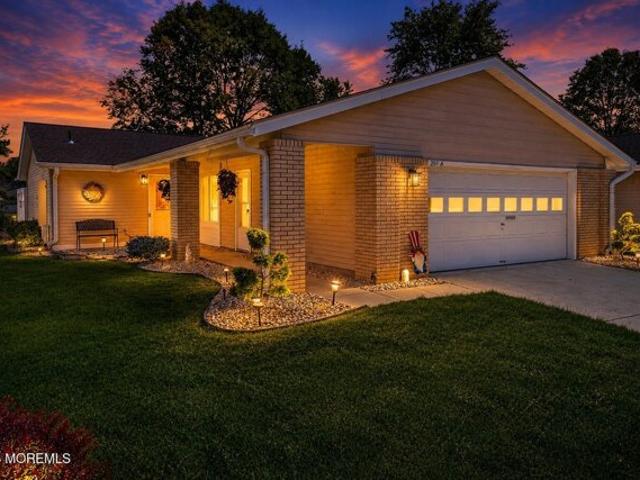 A Yardley Dr, Monroe, Condo For Sale