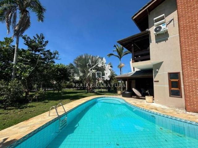 À 150m da praia sobrado com piscina cód. 580