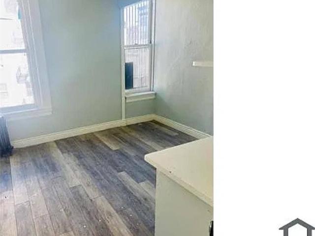 A 1 bedroom 1 bathroom house