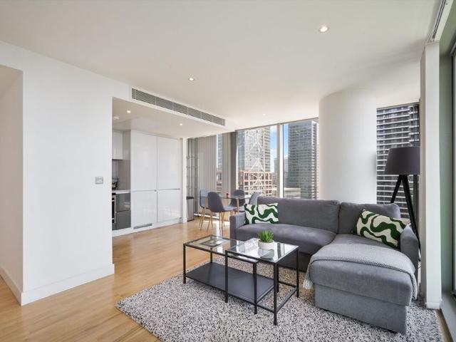 A 21st floor south east facing apartment with great views from the private balcony, E14