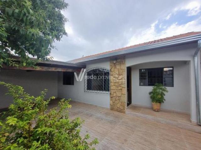 Ac. Financiamento/FGTS. Casa vende 3dorms c/ piscina, a.gourmet + edícula próx