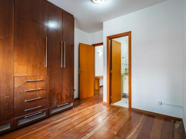 Confortável casa de vila para venda em Campo Belo com 3 quartos, sendo 3 suítes, 172m² fabioliveir