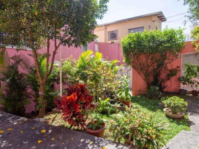 Aconchegante casa de vila para venda em Vila do Bosque com 3 quartos, sendo 1 suíte, 148m² remaxar
