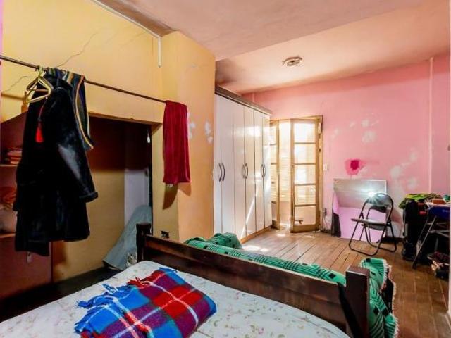 Espetacular casa de vila para venda em Vila Pirajussara com 4 quartos, sendo 2 suítes, 265m²
