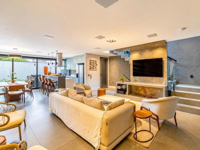 Deslumbrante casa de vila para venda em Vila Rosália com 4 quartos, sendo 4 suítes, 427m² marcelo