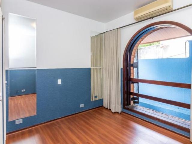 Elegante casa para venda em Morumbi com 4 quartos, sendo 4 suítes, 720m² reginaramos#4SQ95