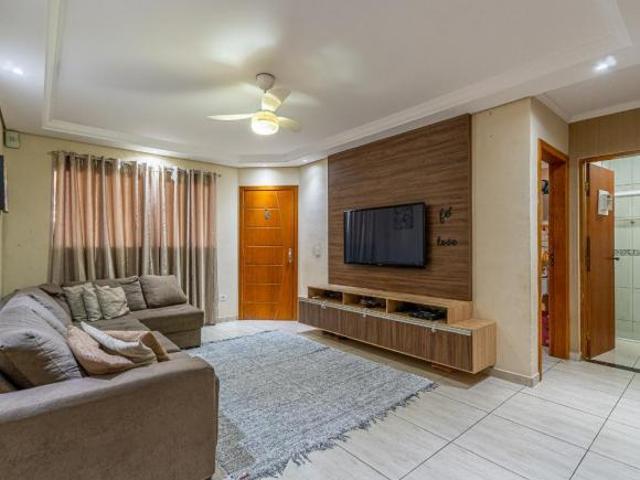 Aconchegante casa para venda em Nova Cerejeira com 3 quartos, sendo 1 suíte, 178m²