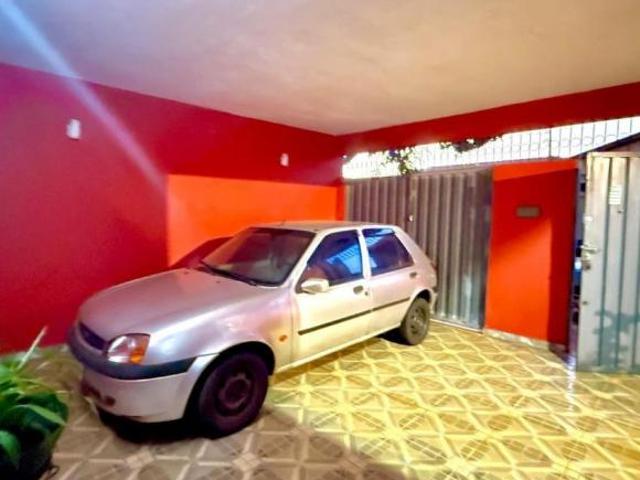 Aconchegante casa para venda em Avelino Alves Palma com 3 quartos, sendo 1 suíte, 151m²