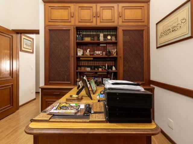 Aconchegante casa para venda em Alto de Pinheiros com 4 quartos, sendo 4 suítes, 495m² rodrigomess