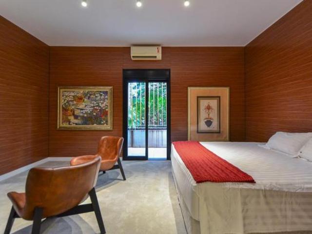Versátil casa para venda em Jardim América com 4 quartos, sendo 4 suítes, 1,117m² marcoaurelio#J7J
