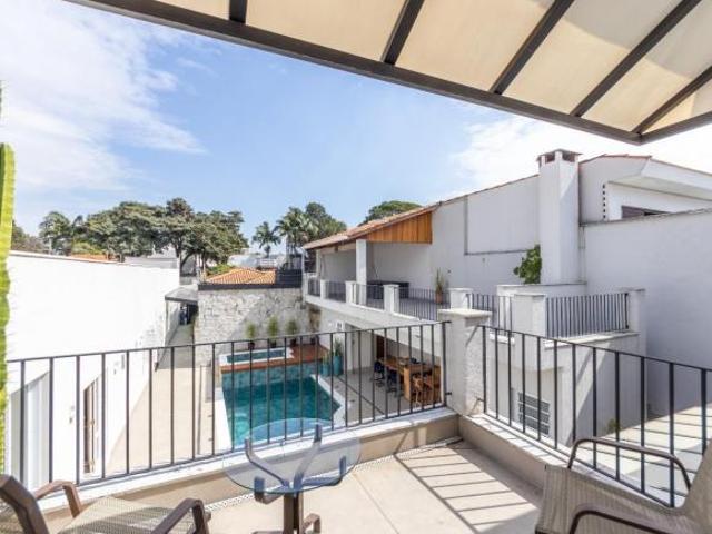 Agradável casa para venda em Planalto Paulista com 4 quartos, sendo 2 suítes, 319m² maiaragarrutti