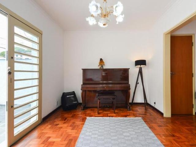 Imperdível casa para venda em Vila Mariana com 3 quartos, 161m²