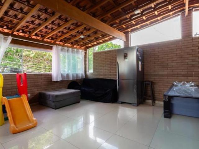 Confortável casa para venda em Vila Romana com 6 quartos, sendo 1 suíte, 350m²