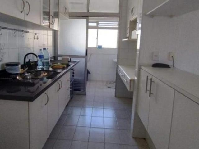 Aconchegante apartamento à venda com 60m² na Vila Gumercindo