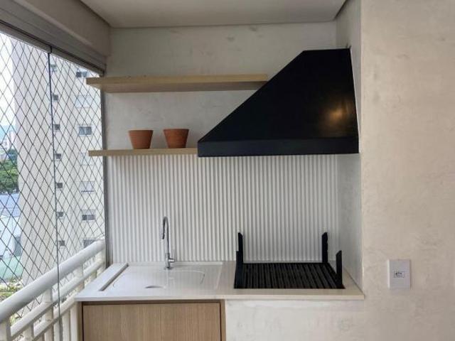 Aconchegante apartamento à venda na Barra Funda com 96m², 2 vagas próximo ao Shopping West Plaza