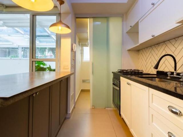 Atraente apartamento garden para venda em Alto da Lapa com 3 quartos, sendo 1 suíte, 157m² daniele