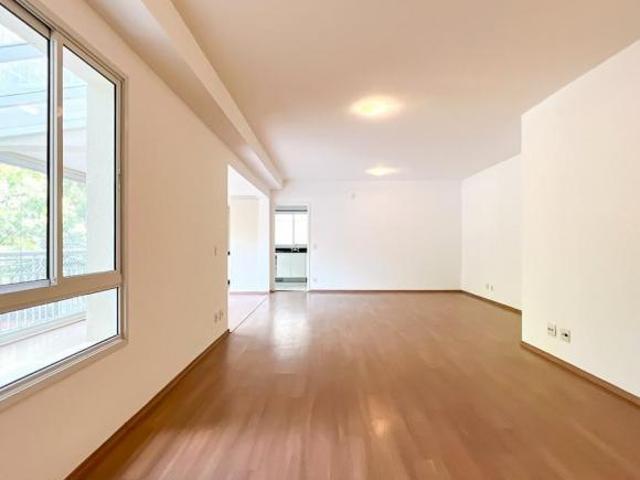 Agradável apartamento garden para venda em Vila Andrade com 3 quartos, sendo 3 suítes, 150m² lilia