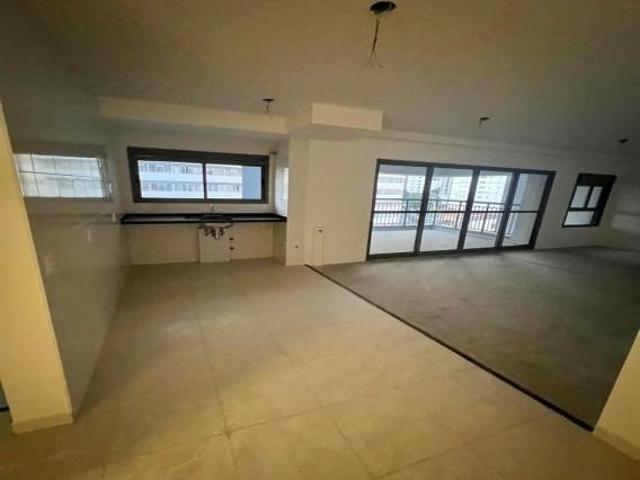 Excelente apartamento para venda e locação em Mooca com 3 quartos, sendo 3 suítes, 130m²