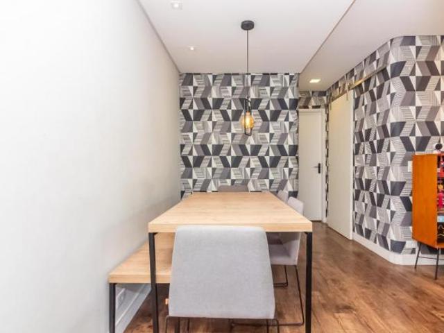 Funcional apartamento para venda em Vila Anglo Brasileira com 2 quartos, sendo 1 suíte, 52m²