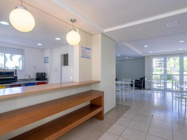 Confortável apartamento para venda em Vila Andrade com 2 quartos, sendo 1 suíte, 64m² renata zanet