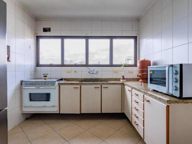 Imperdível apartamento para venda em Vila Andrade com 4 quartos, sendo 3 suítes, 200m² mauromarchi