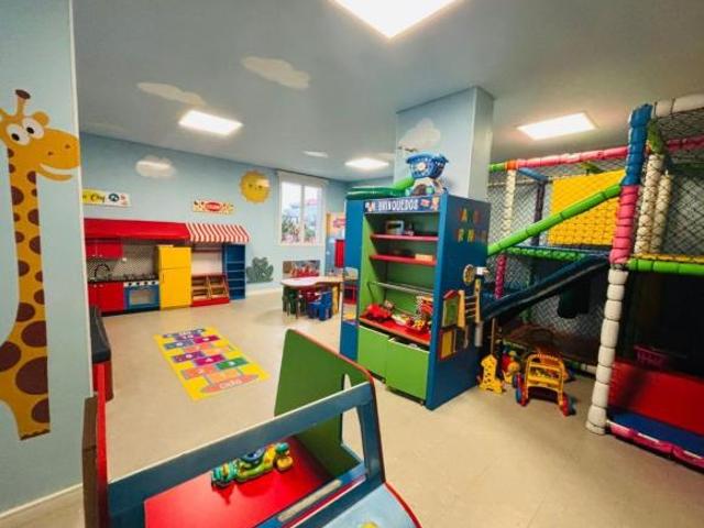 Aconchegante apartamento para venda em Vila Dom Pedro I com 3 quartos, sendo 3 suítes, 136m² katia