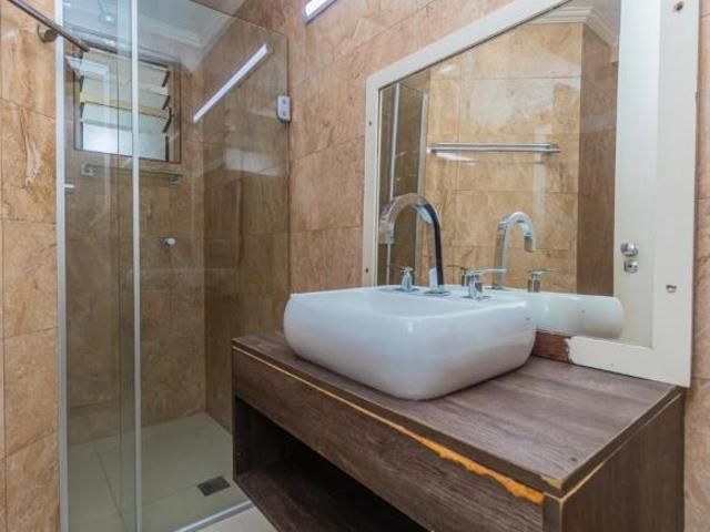 Versátil apartamento para venda em Vila Guarani Z Sul com 2 quartos, sendo 1 suíte, 72m² mariann