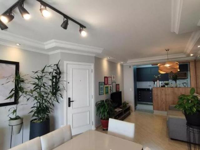 Imperdível apartamento para venda em Vila Gumercindo com 3 quartos, sendo 1 suíte, 104m² felipeara