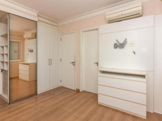 Excelente apartamento para venda em Vila Gumercindo com 3 quartos, sendo 1 suíte, 104m² fernando p