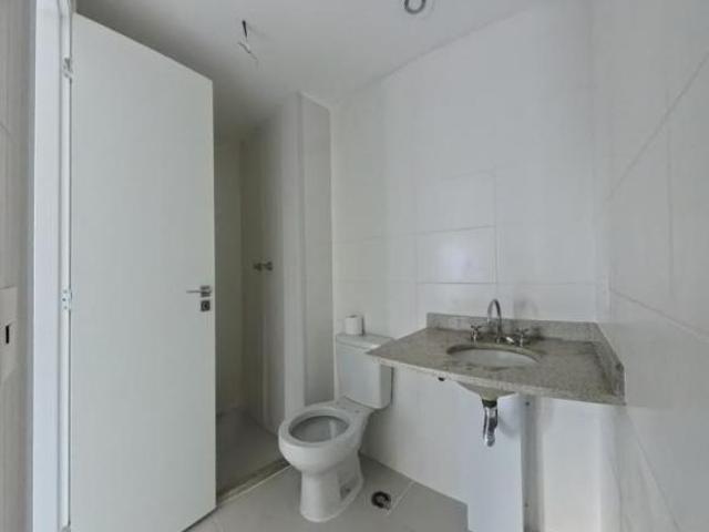 Sensacional apartamento para venda em Vila Gumercindo com 3 quartos, sendo 3 suítes, 151m² jucilei