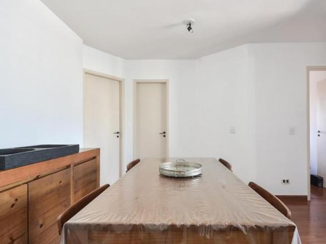 Aconchegante apartamento para venda em Vila Hamburguesa com 3 quartos, sendo 1 suíte, 74m²